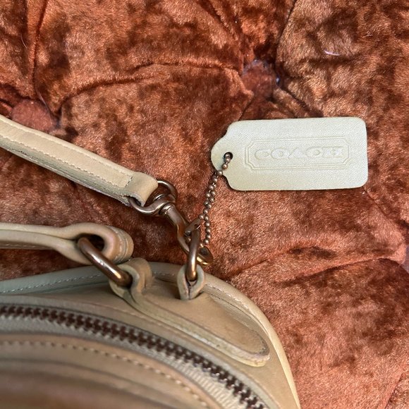 Coach | Bags | Rare Vintage Coach Light Lime Green Lunchbox Purse | Poshmark